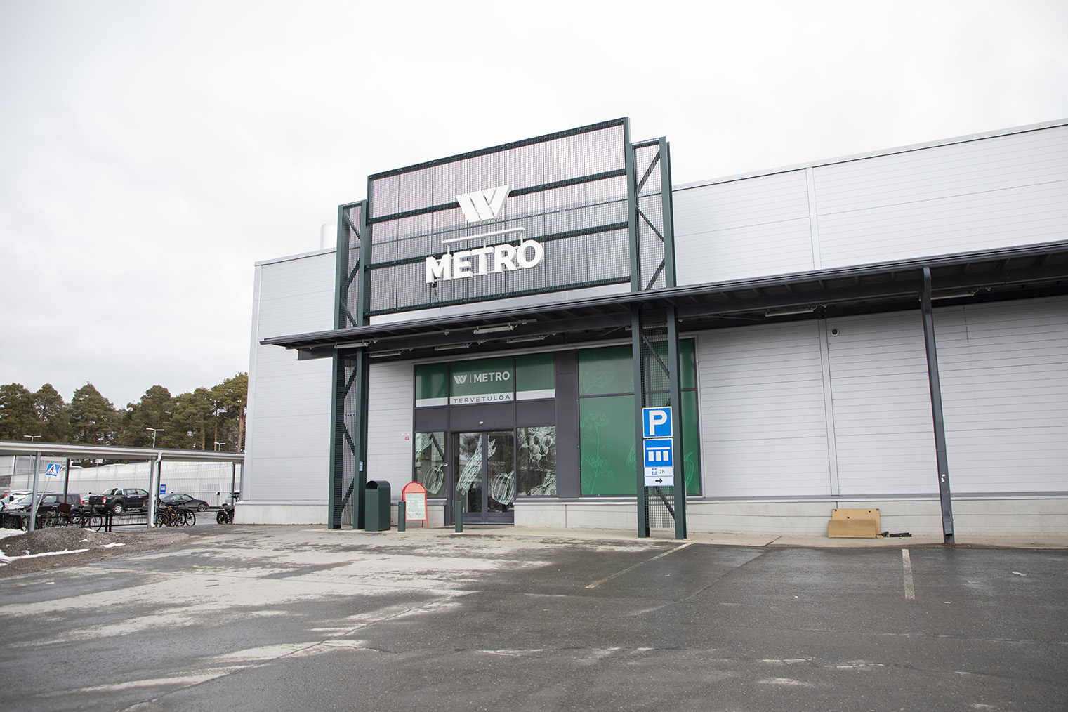 Wihuri Metro-tukku investoi uuteen Lohjan pikatukkuun palvellakseen ...